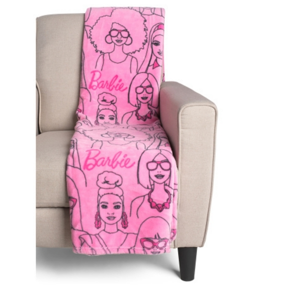 Barbie | Bedding | I Can Be Barbie Throw Oversized Blanket New With ...